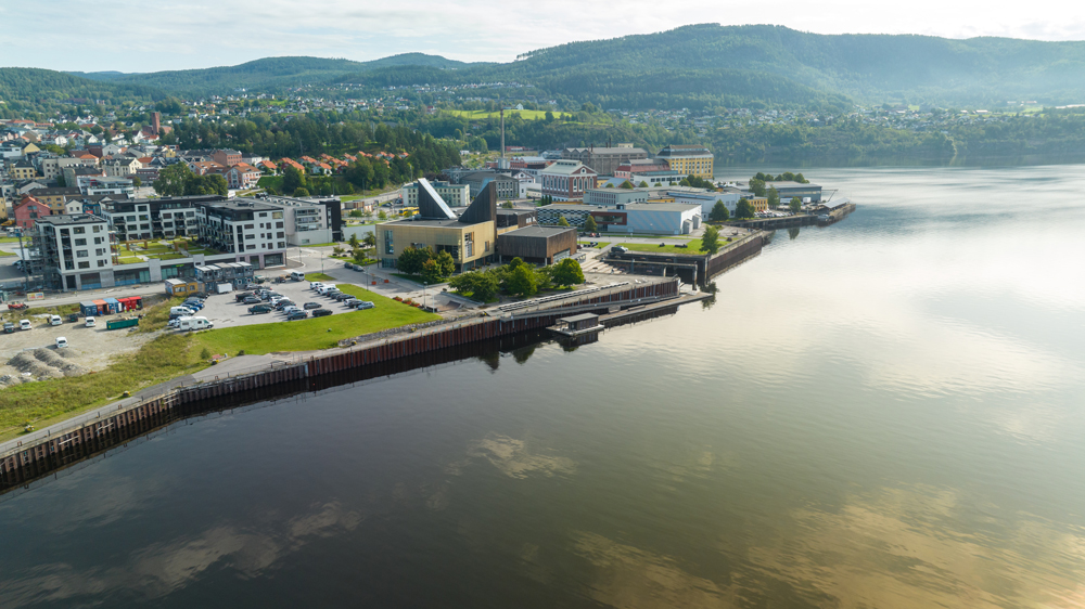 The industrial promenade in Notodden - City hiking in Notodden ...